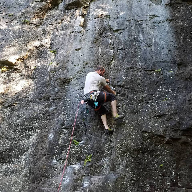 A Complete Guide to Rock Climbing in the Cincinnati Area